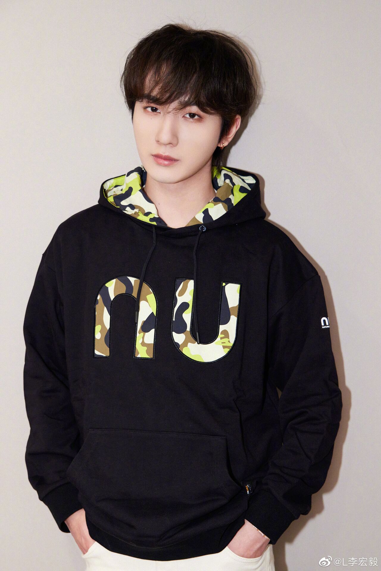 Li Hongyi Photo, HD Image, Wallpaper - CPOP HOME