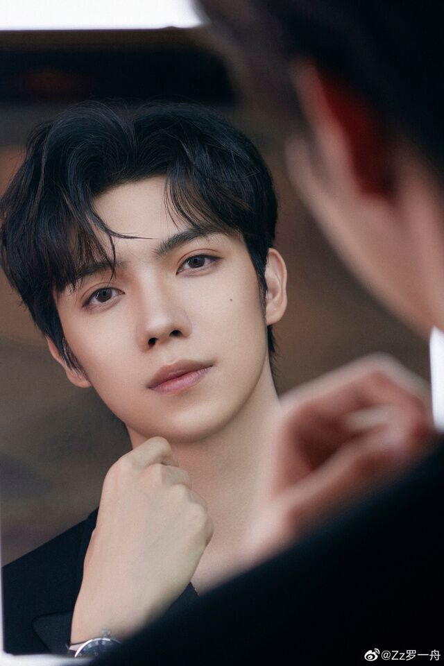 Luo Yizhou Photo - CPOP HOME